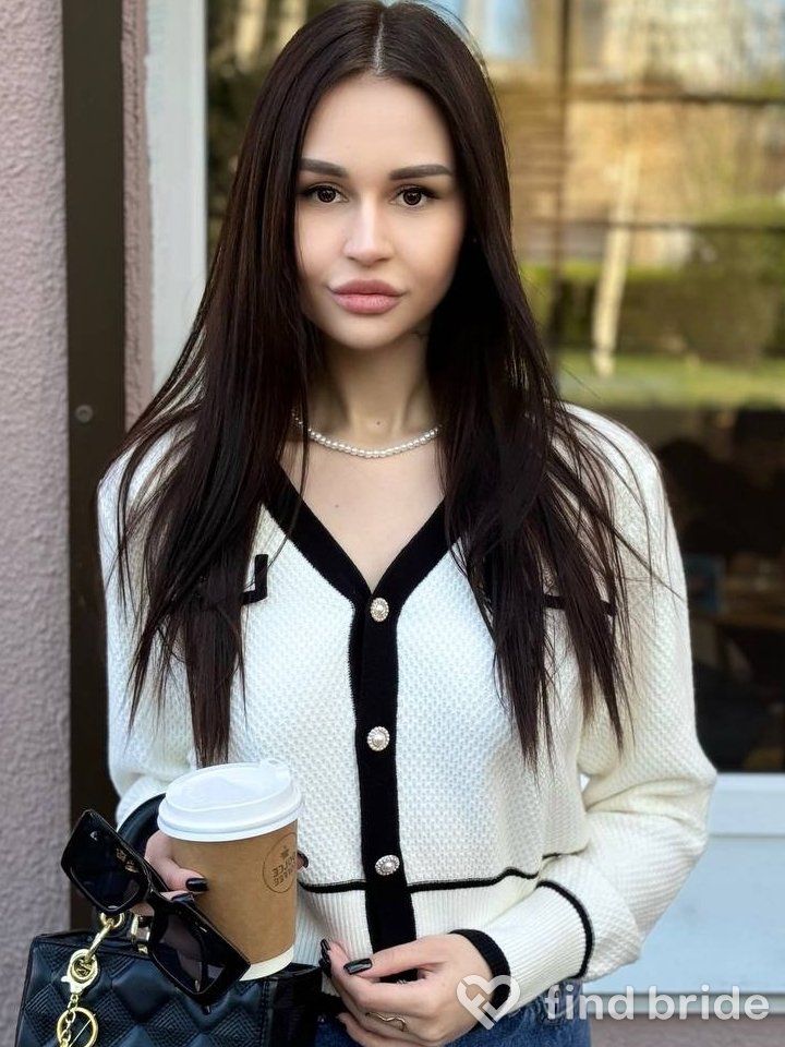 ModestGirl, 24, 10056764 | FindBride.com | Woman from Lviv, Ukraine