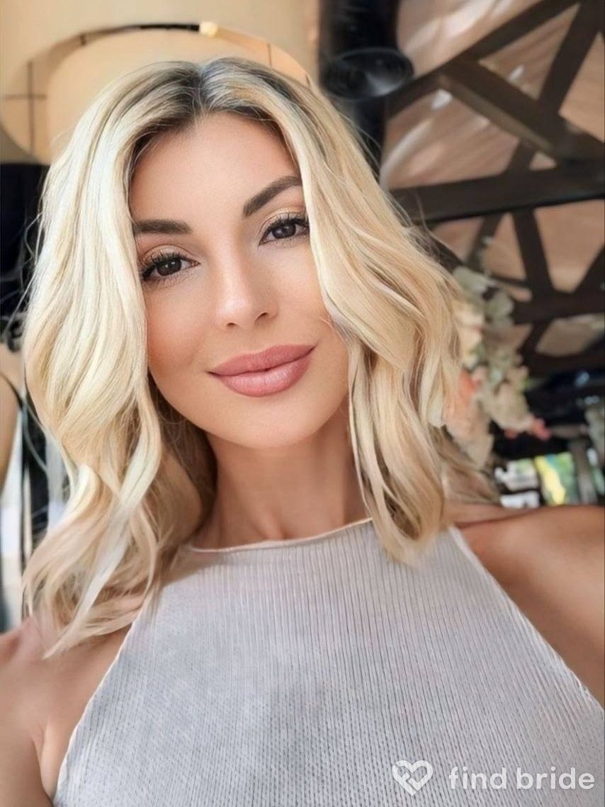 -Irie-, 39, 10054608 | FindBride.com | Woman from Miami, United States ...