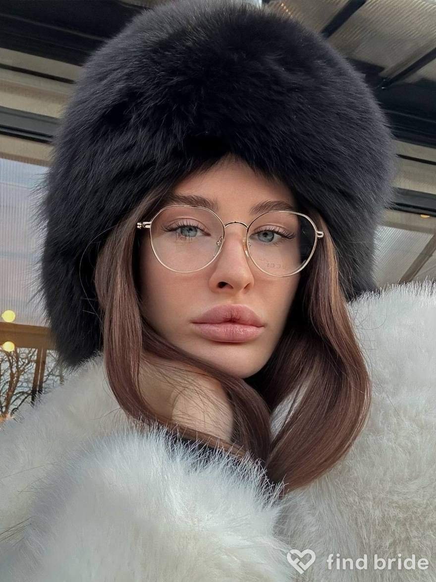 Message, 27, 10057536 | FindBride.com | Woman from Paris, France